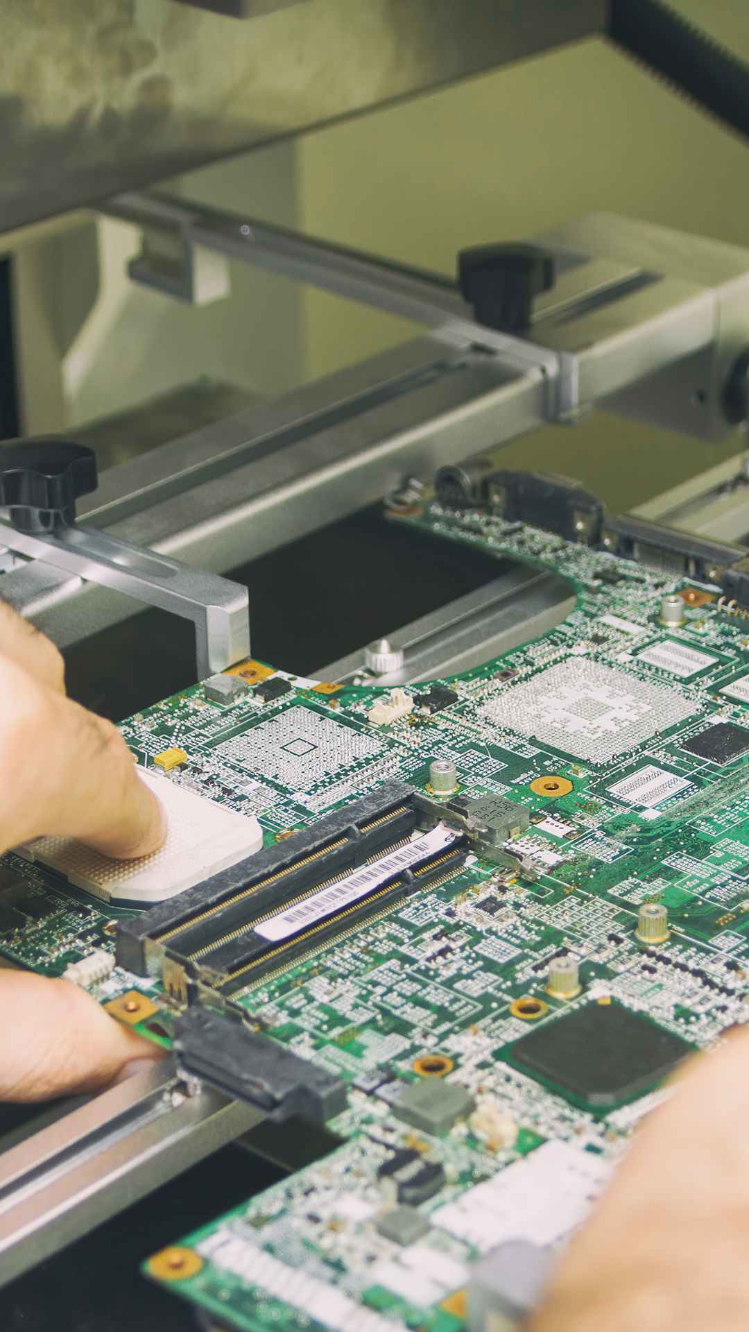 Challenges and Solutions for BGA Repair and Reballing - BENCOR